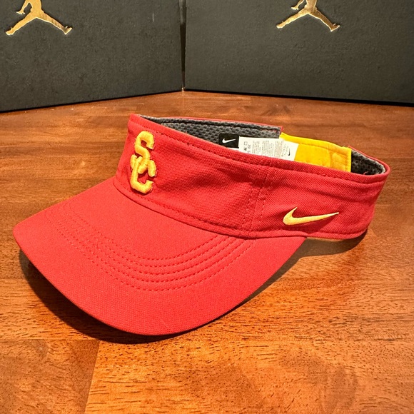 Nike | Accessories | Nike Usc Trojans Visor 29572xsc Red Cap Hat ...